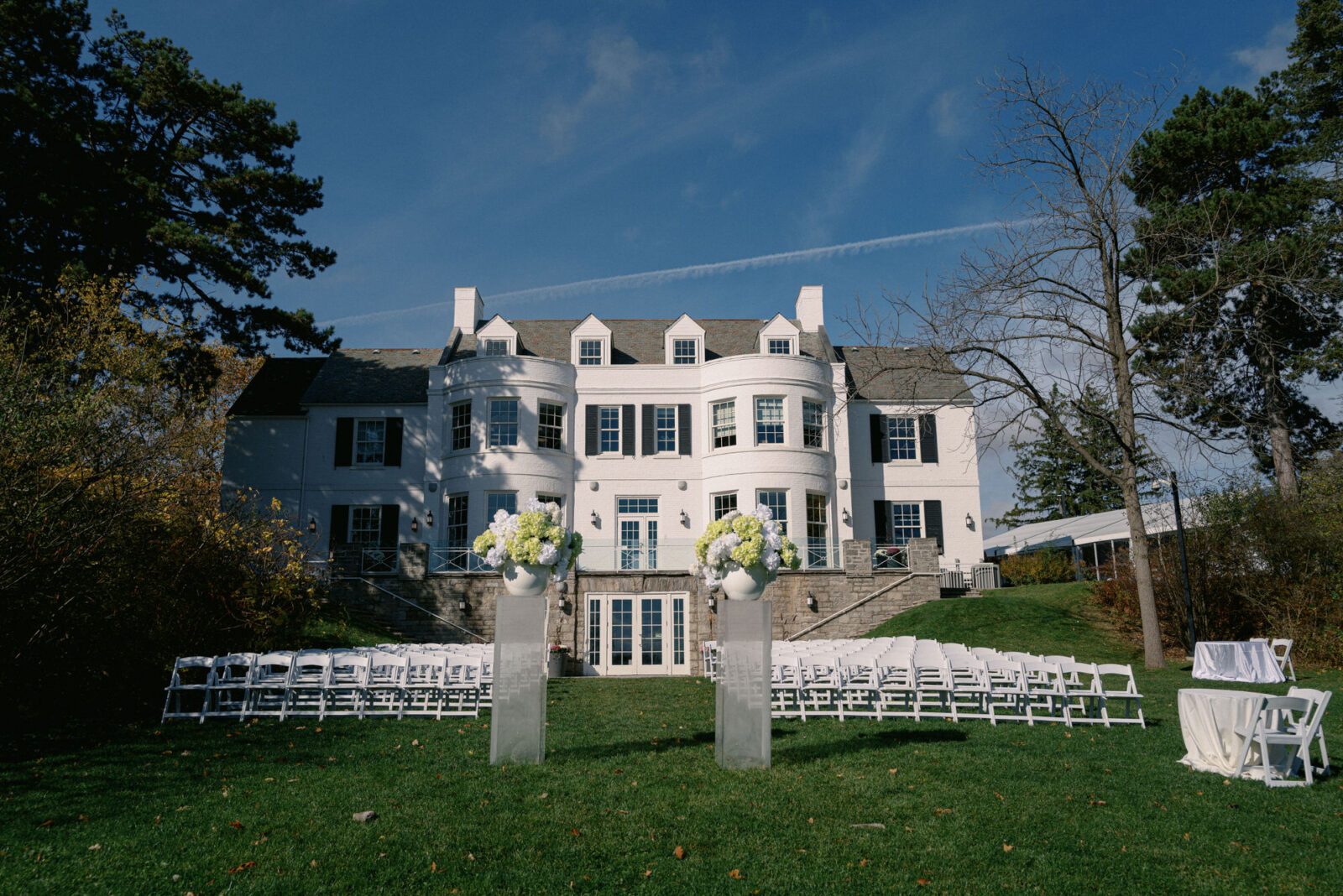 Harding Waterfront Estate Weddings: What You Need to Know